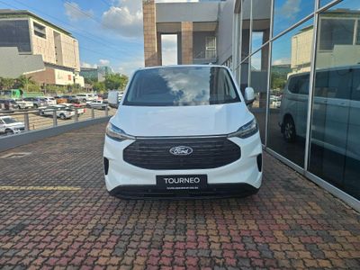 Ford Tourneo Custom Active For Sale in Menlyn (New and Used) - Cars.co.za