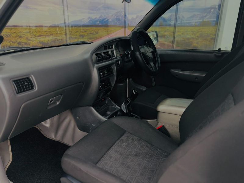 Used Ford Ranger 2.5 TD Hi-Trail XL Single-Cab for sale in Gauteng ...