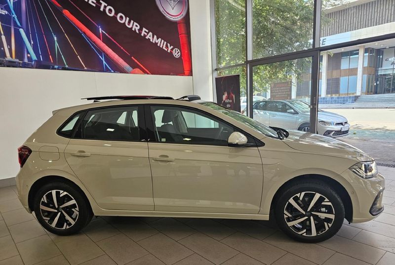 New Volkswagen Polo 1.0 TSI Life Auto for sale in Gauteng - Cars.co.za ...