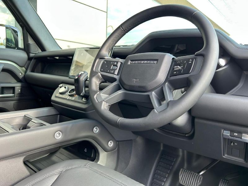 Used Land Rover Defender 110 D350 X-Dynamic HSE for sale in Gauteng ...