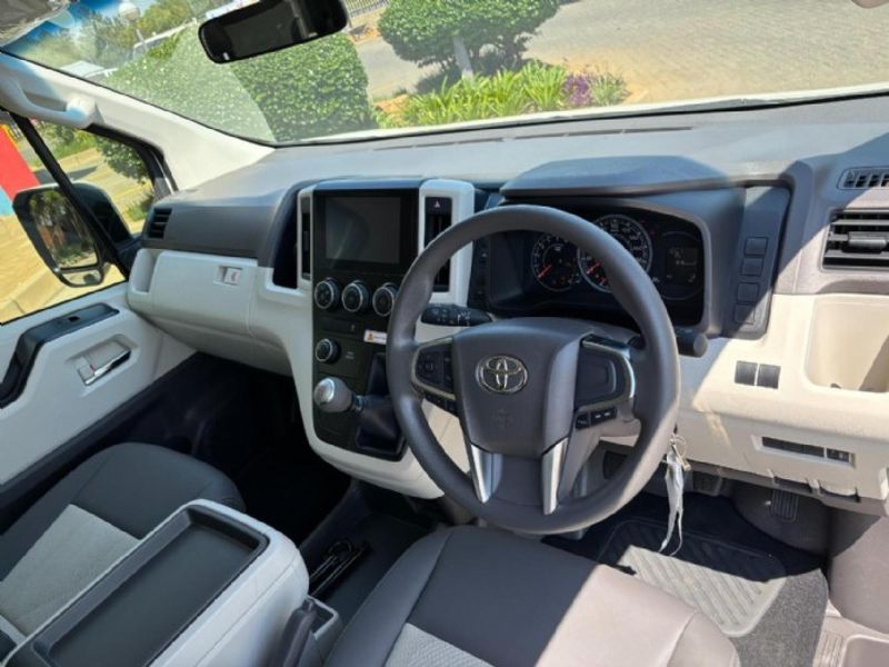 Used Toyota Quantum 2.8 GL 14 Seat for sale in Gauteng - Cars.co.za (ID ...