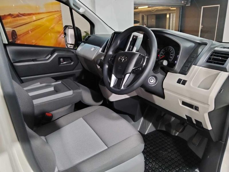 Used Toyota Quantum 2.8 LWB CrewCab Panel Van for sale in Kwazulu Natal ...