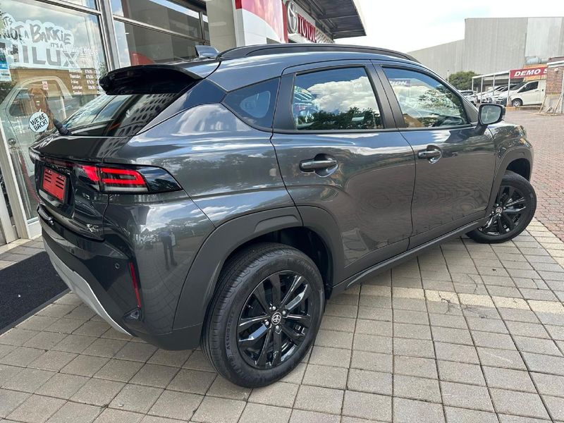 New Toyota Starlet Cross 1.5 XR Automatic for sale in Gauteng - Cars.co ...