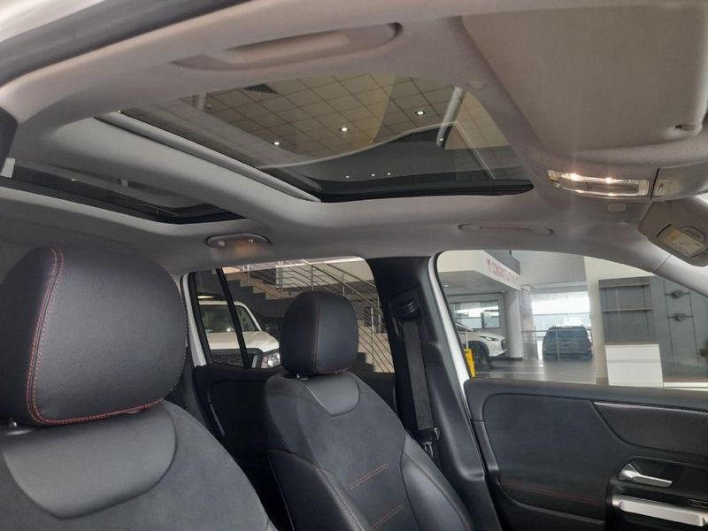 Used Mercedes-Benz GLB 250 Progressive for sale in Gauteng - Cars.co.za ...