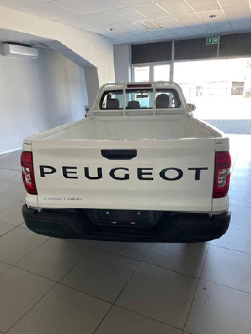 Used Peugeot Landtrek 1.9D Professional Double Cab for sale in Free State - Cars.co.za (ID ...
