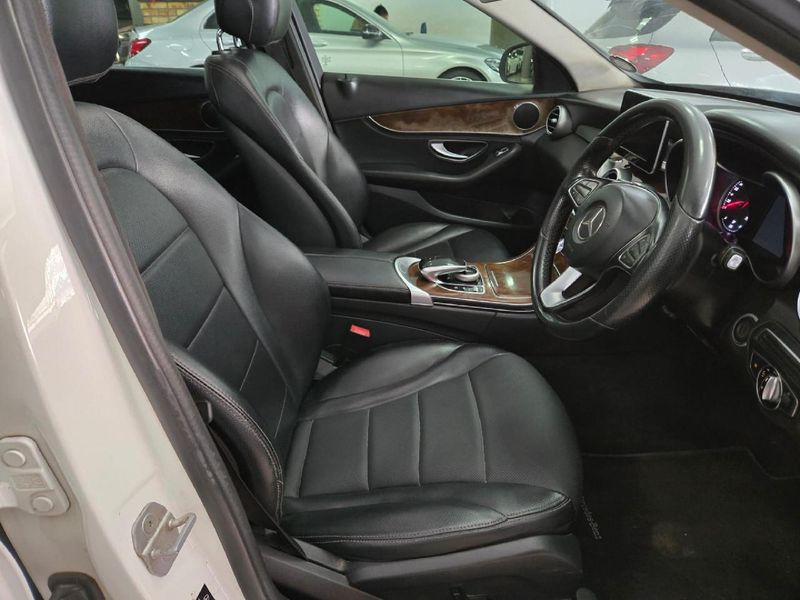 Used Mercedes-Benz C-Class C180 AMG LINE for sale in Gauteng - Cars.co ...
