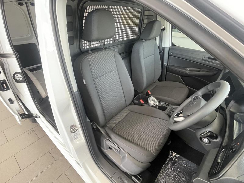 Used Volkswagen Caddy Maxi Cargo 2.0 TDI (81kw) Panel Van for sale in ...