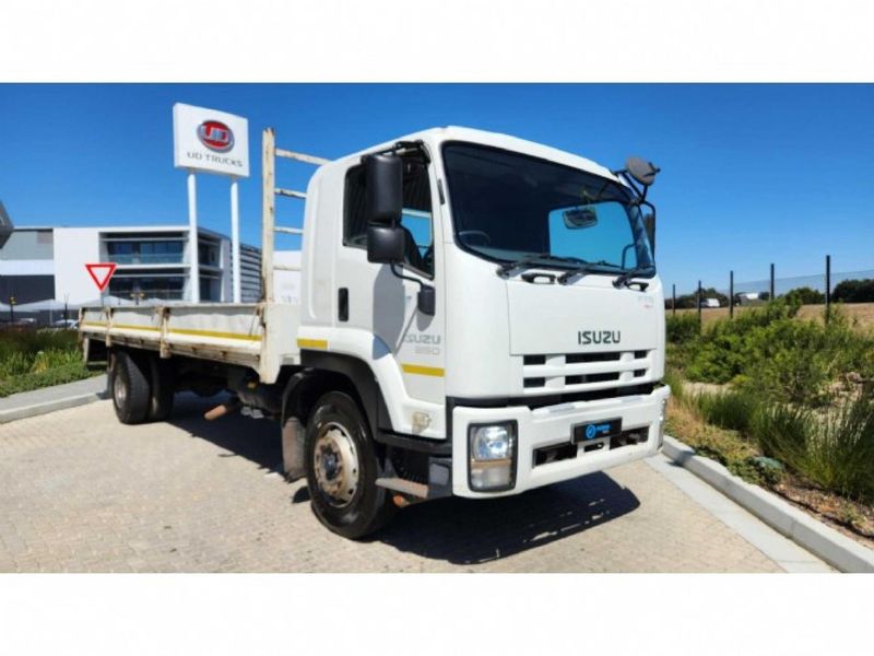 Used Isuzu FTR 850 AMT F/C C/C for sale in Western Cape - Cars.co.za ...
