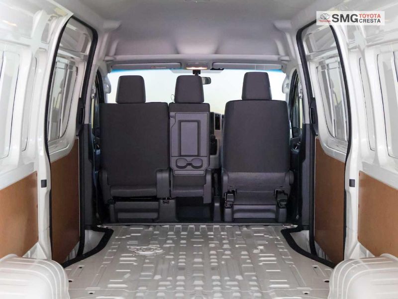 New Toyota Quantum 2.8 SLWB Panel Van for sale in Gauteng - Cars.co.za ...