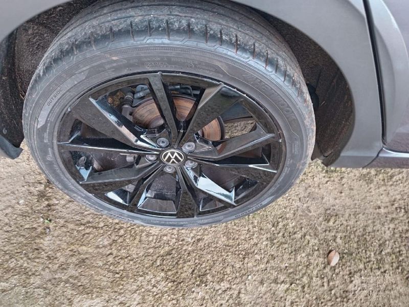 Used Volkswagen Taigo 1.0 TSI R-Line Auto for sale in Gauteng - Cars.co ...