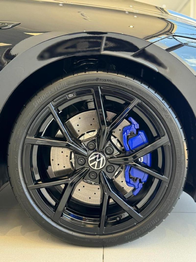 New Volkswagen Golf 8 2.0 TSI R DSG for sale in Gauteng - Cars.co.za ...