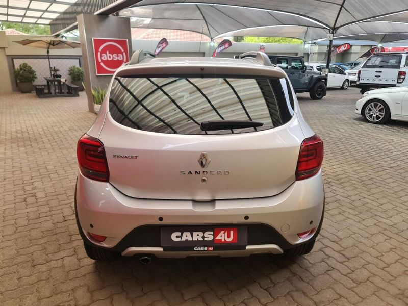 Used Renault Sandero 900T Stepway Dynamique for sale in Gauteng - Cars ...