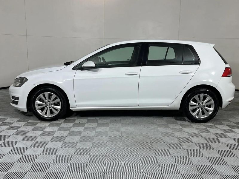 Used Volkswagen Golf VII 2.0 TDI Comfortline for sale in Gauteng - Cars ...