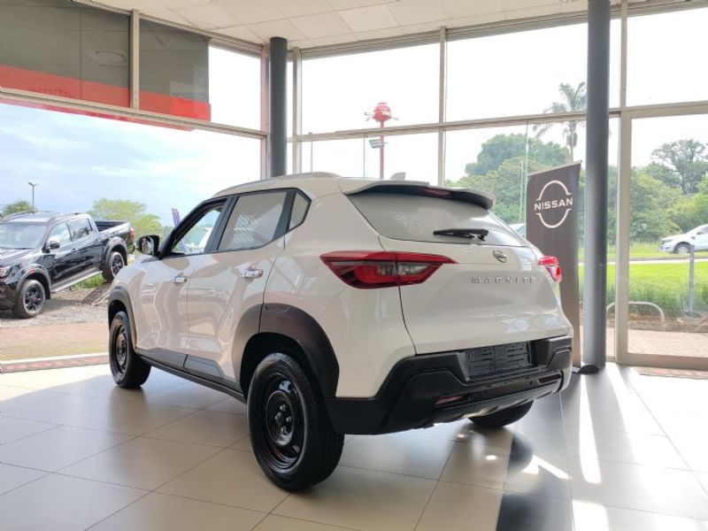New Nissan Magnite Move 1.0 Visia F/C P/V for sale in Kwazulu Natal ...