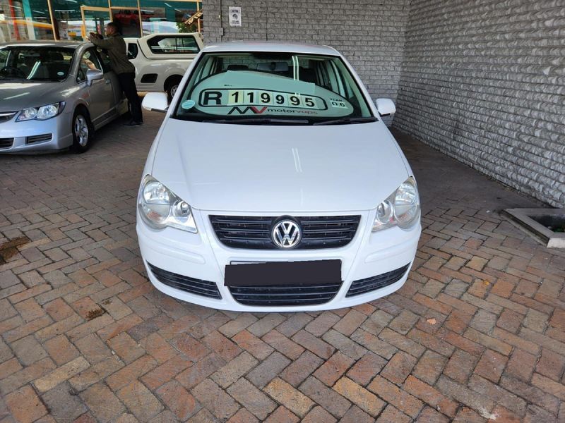 Used Volkswagen Polo 1.6 Comfortline for sale in Western Cape - Cars.co ...