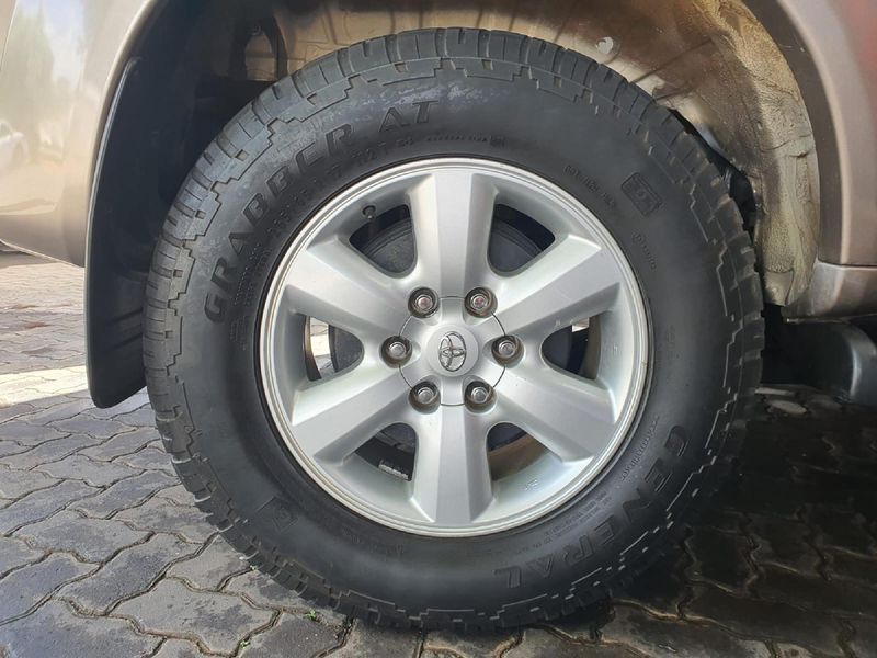 Used Toyota Fortuner 3.0 D-4D Raised Body 4x4 for sale in Gauteng ...