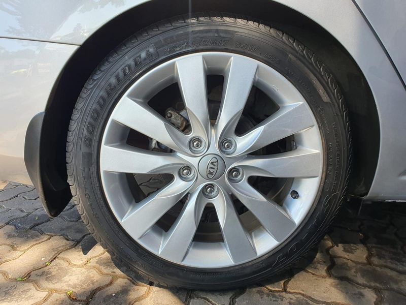 Used Kia Cerato 2.0 5-dr Auto for sale in Gauteng - Cars.co.za (ID ...