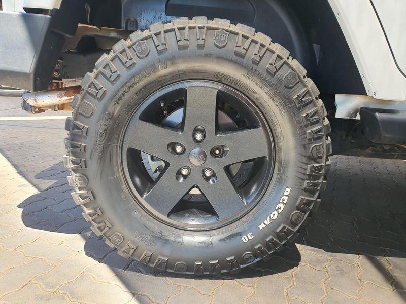 Used Jeep Wrangler Unlimited 3.8 Rubicon Auto for sale in Gauteng ...