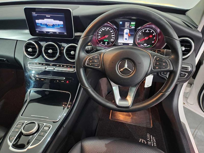 Used Mercedes-Benz C-Class C 350 e (Hybrid) for sale in Gauteng - Cars ...