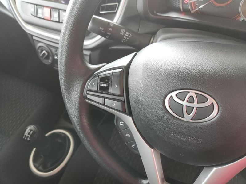 Used Toyota Vitz 1.0 XR for sale in Gauteng - Cars.co.za (ID::10069201)