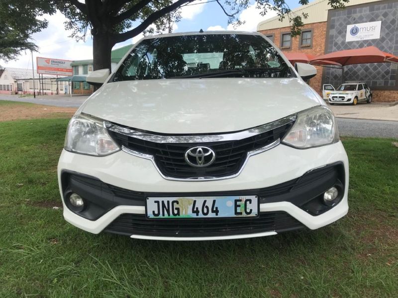 Used Toyota Etios 1.5 Xi 5-dr for sale in Gauteng - Cars.co.za (ID ...