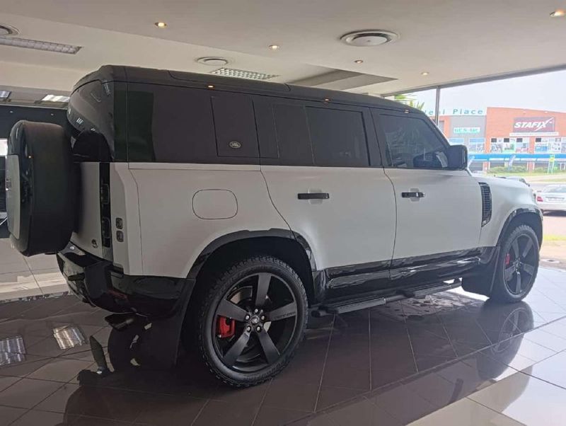 Used Land Rover Defender 110 P525 V8 (386kW) for sale in Mpumalanga ...