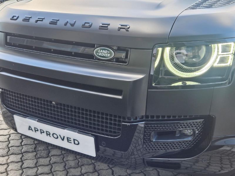 Used Land Rover Defender 90 P525 V8 (386kW) for sale in Western Cape ...
