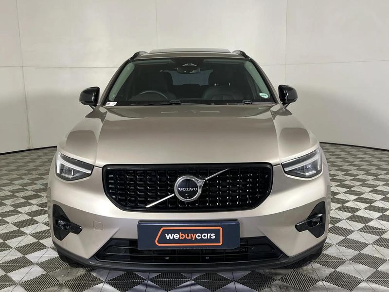 Used Volvo XC40 B3 Plus Dark Geartronic Mild-Hybrid for sale in Gauteng - Cars.co.za (ID::10096865)