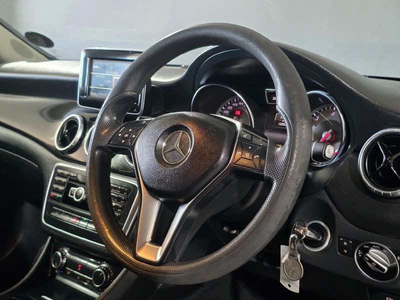 Used Mercedes-Benz CLA 220 CDI Auto for sale in Western Cape - Cars.co ...