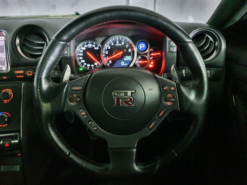 Used Nissan GT-R Nissan Skyline GTR (R35) for sale in Gauteng - Cars.co ...