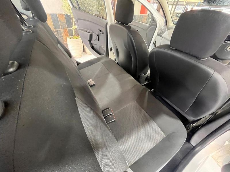 Used Renault Sandero 900T Dynamique for sale in Gauteng - Cars.co.za ...