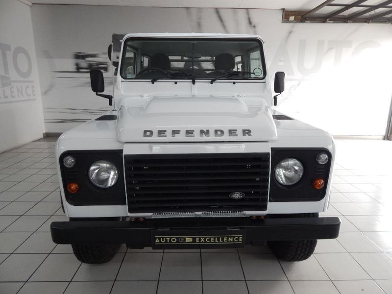Used Land Rover Defender 110 2.2D Single-Cab for sale in Gauteng - Cars ...