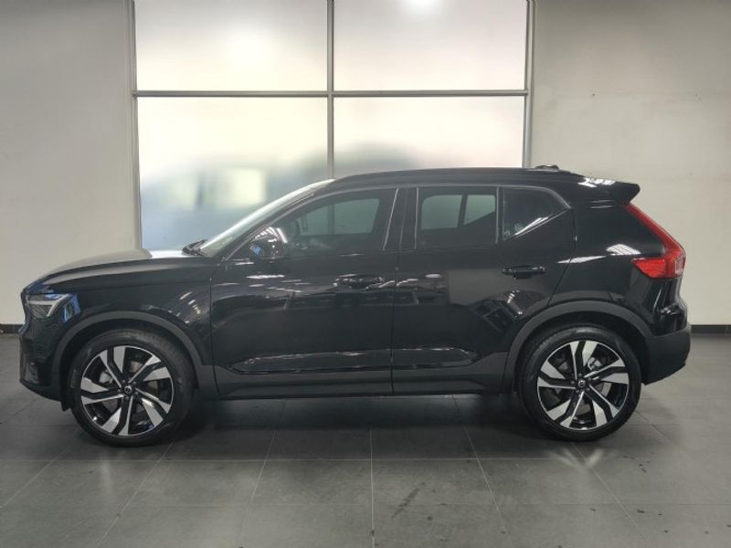 New Volvo XC40 B4 Plus Dark Geartronic Mild-Hybrid for sale in Western ...