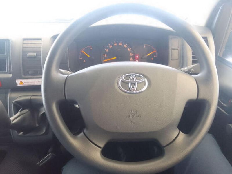 Used Toyota Quantum 2.5 D-4D 14-seat for sale in Gauteng - Cars.co.za ...
