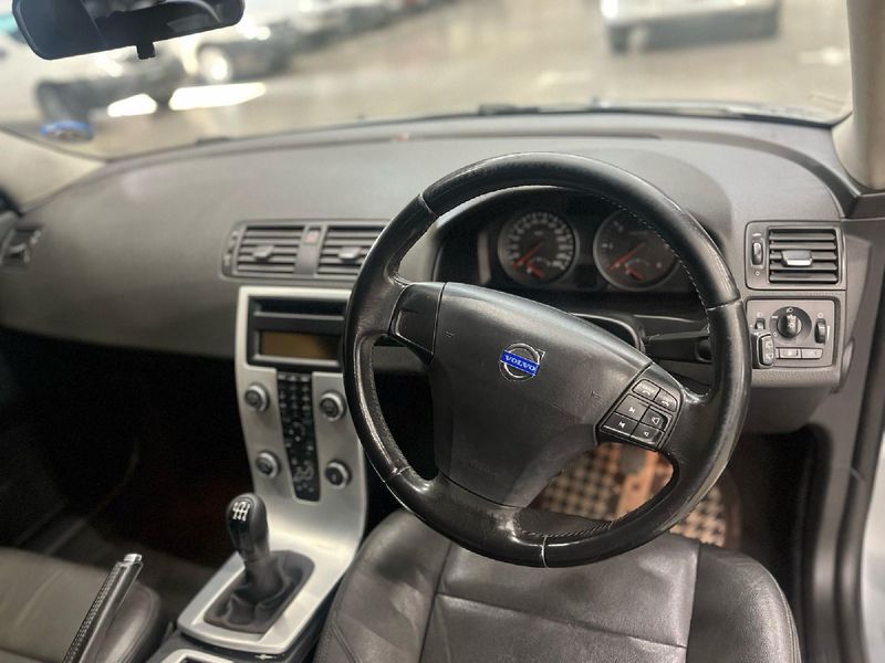 Used Volvo C30 D2 Essential for sale in Gauteng - Cars.co.za (ID::10128160)