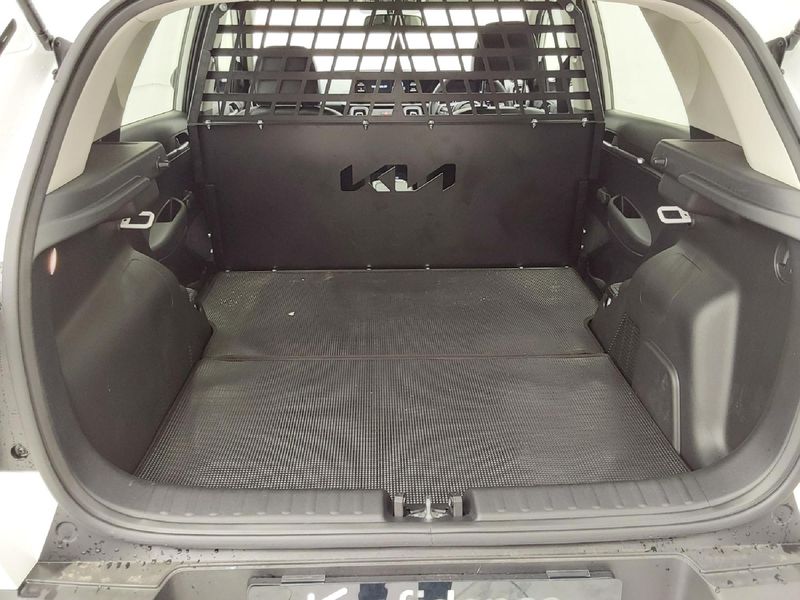 Used Kia Sonet 1.5 LS Runner Panel Van for sale in Kwazulu Natal - Cars ...