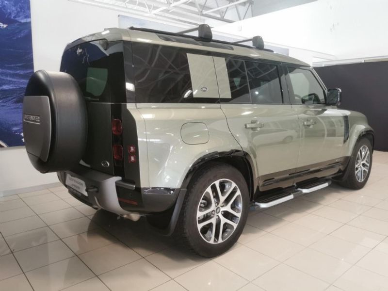 Used Land Rover Defender 110 D240 SE X-Dynamic (177kW) for sale in ...