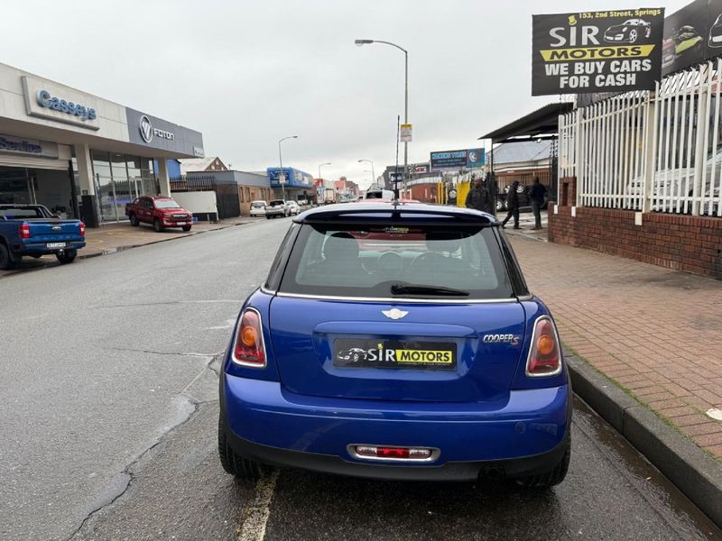 Used MINI Hatch One 1.6 for sale in Gauteng - Cars.co.za (ID::10147423)