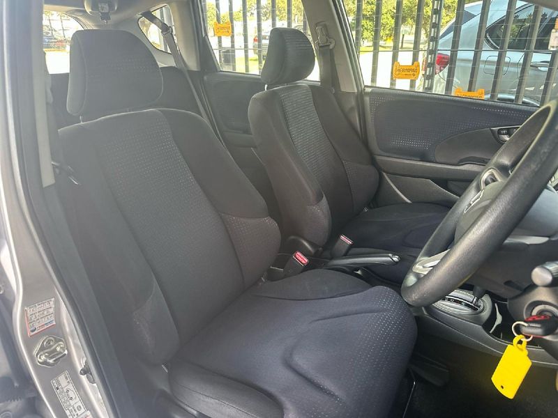 Used Honda Jazz 1.4i LX Auto for sale in Gauteng - Cars.co.za (ID ...