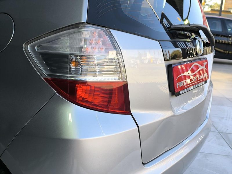 Used Honda Jazz 1.4i LX Auto for sale in Gauteng - Cars.co.za (ID ...