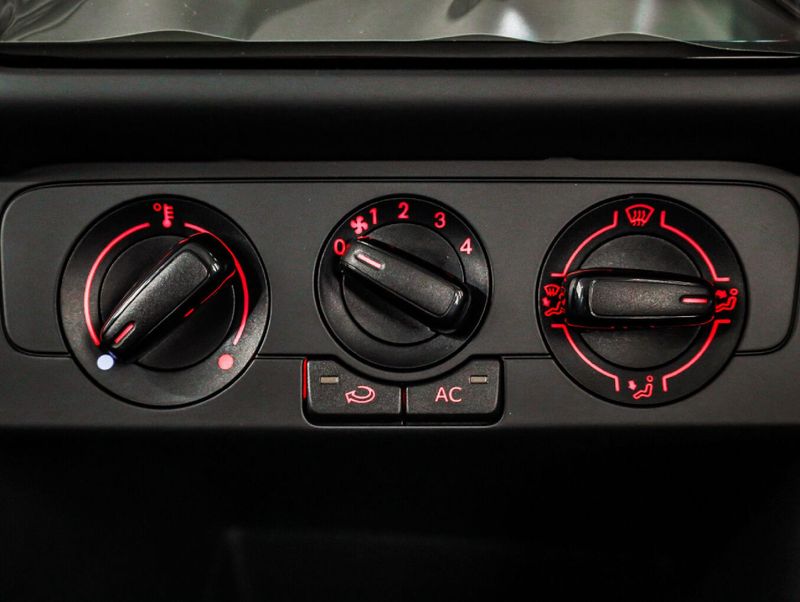 New Volkswagen Polo Vivo 1.4 for sale in Gauteng - Cars.co.za (ID ...