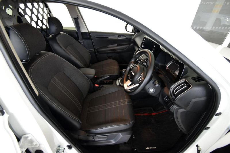 Used Kia Sonet 1.5 LS Runner Panel Van for sale in Gauteng - Cars.co.za ...