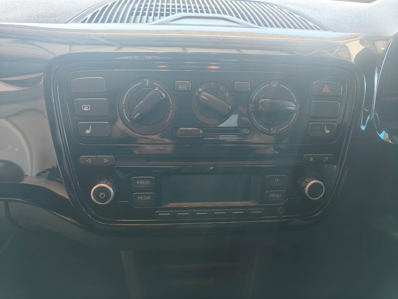 Used Volkswagen Up Move Up! 1.0 5-dr for sale in Eastern Cape - Cars.co ...
