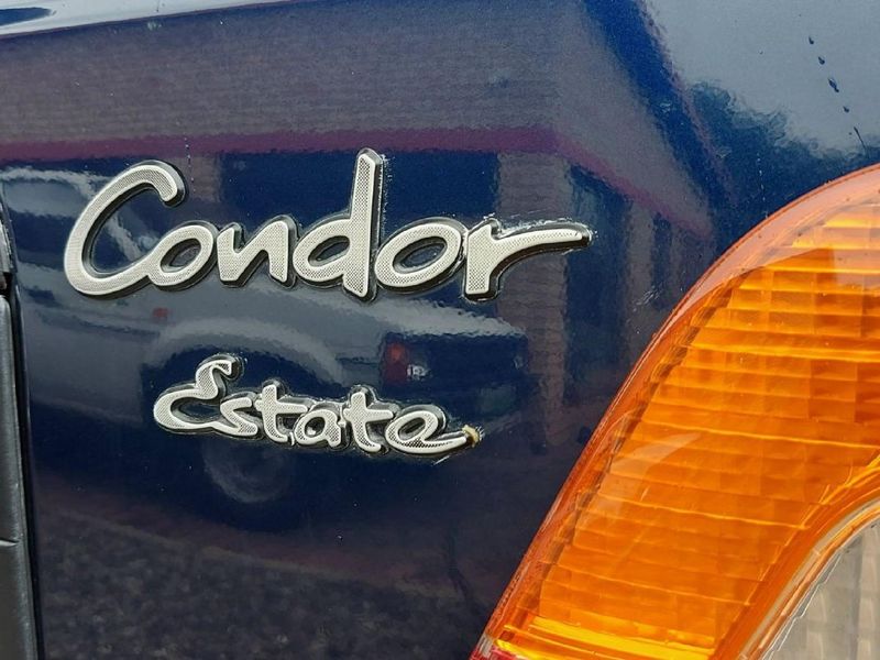 Used Toyota Condor 2400i Estate TX for sale in Gauteng - Cars.co.za (ID ...