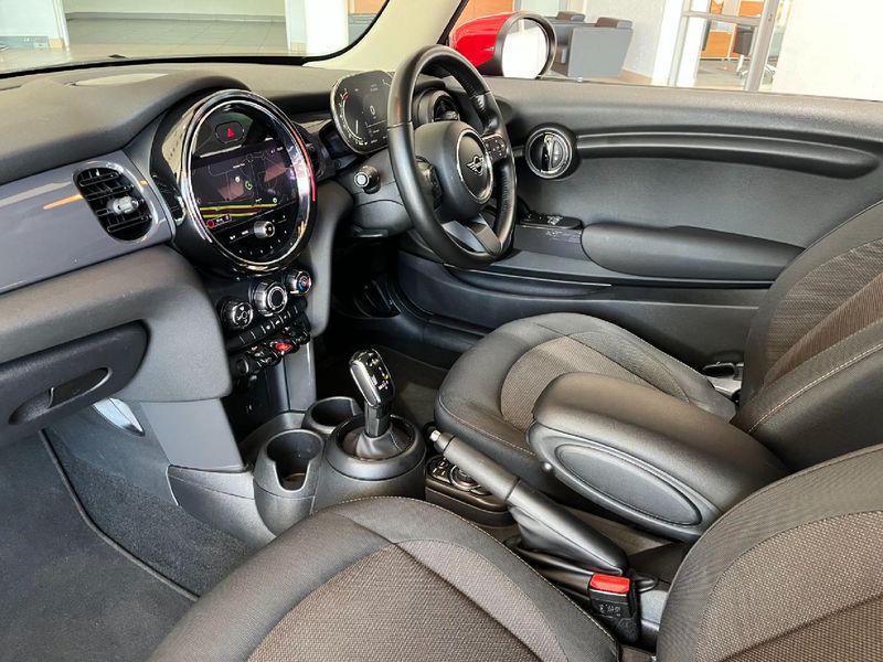 Used MINI Hatch One 1.5T Auto for sale in Gauteng - Cars.co.za (ID ...