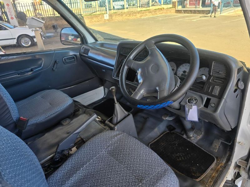 Used Toyota Hi-Ace Siyaya for sale in Mpumalanga - Cars.co.za (ID ...