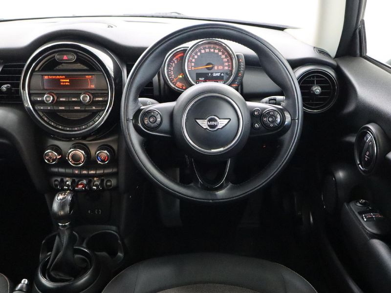 Used MINI Hatch One 1.2T Auto for sale in Gauteng - Cars.co.za (ID ...