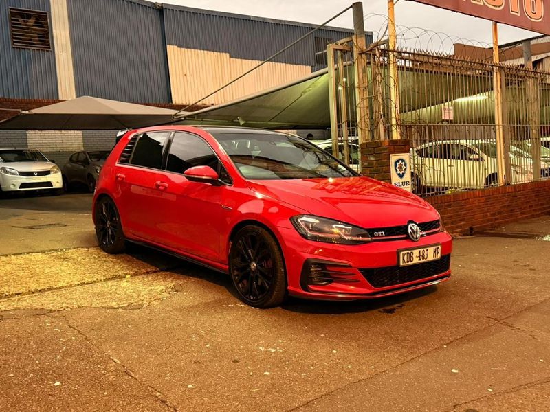 Used Volkswagen Golf Golf 7.5 GTI for sale in Kwazulu Natal - Cars.co ...