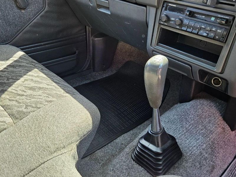 Used Mitsubishi Colt 2500 LWB Hi-Line Diesel Single-Cab for sale in ...