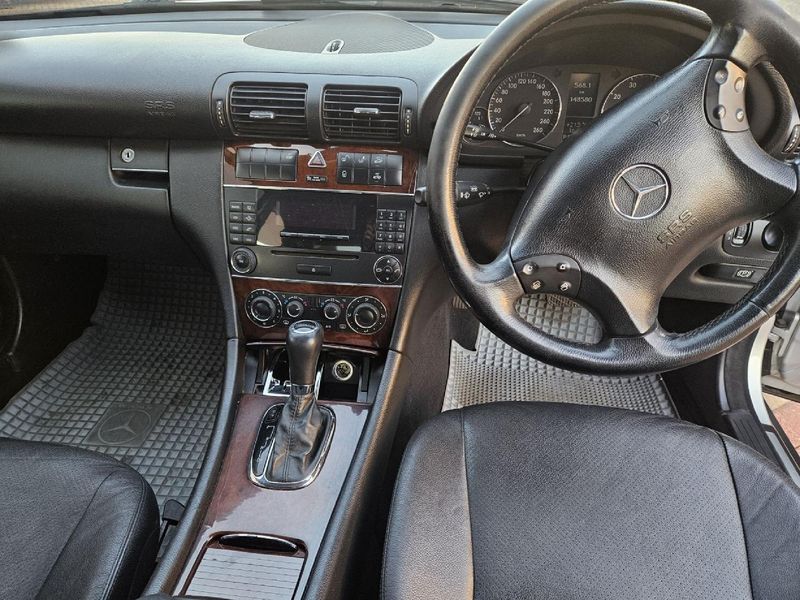 Used Mercedes-Benz C-Class C 200K Elegance Auto for sale in Gauteng ...